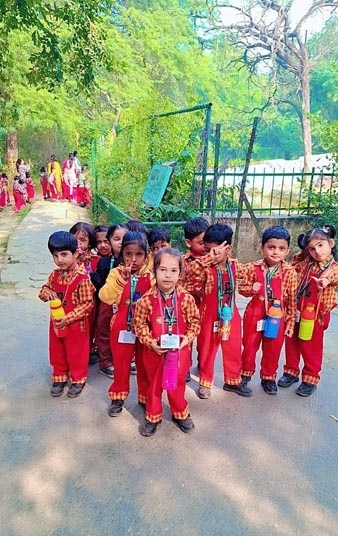 Zoo Excursion – Delhi Public School, Serrvodaya Nagar Kanpur